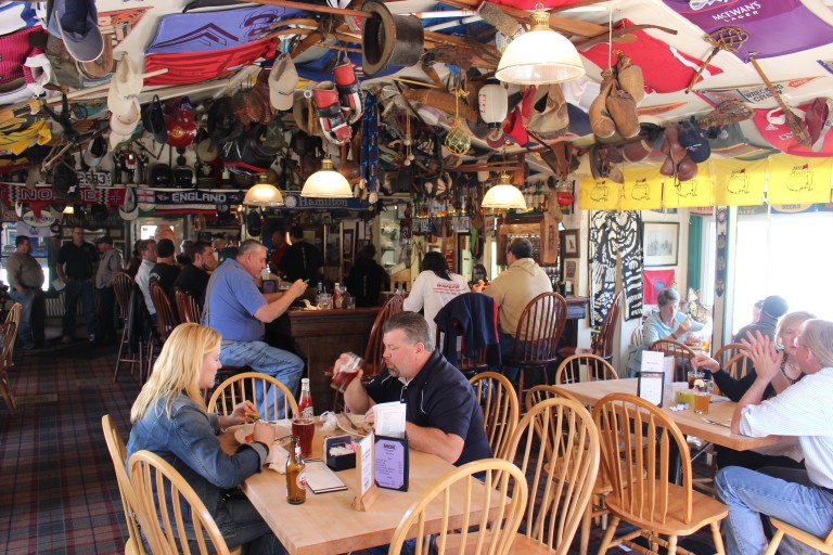 Man of Kent Tavern & Cafe