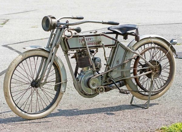 New Motorcycle Calendar By CT Rider Focuses On Classics