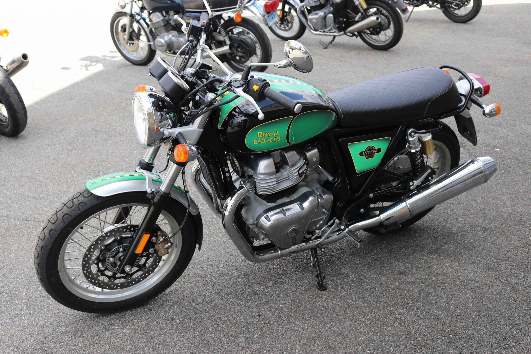Dealer Designs Dress-Up Kit For Royal Enfield INT 650