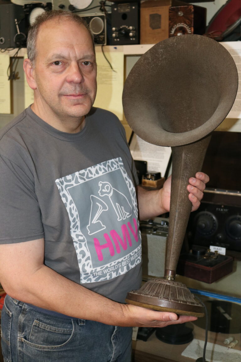 Destinations: Vintage Radio And Communications Museum