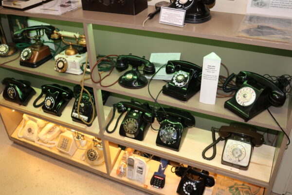Destinations: Vintage Radio And Communications Museum