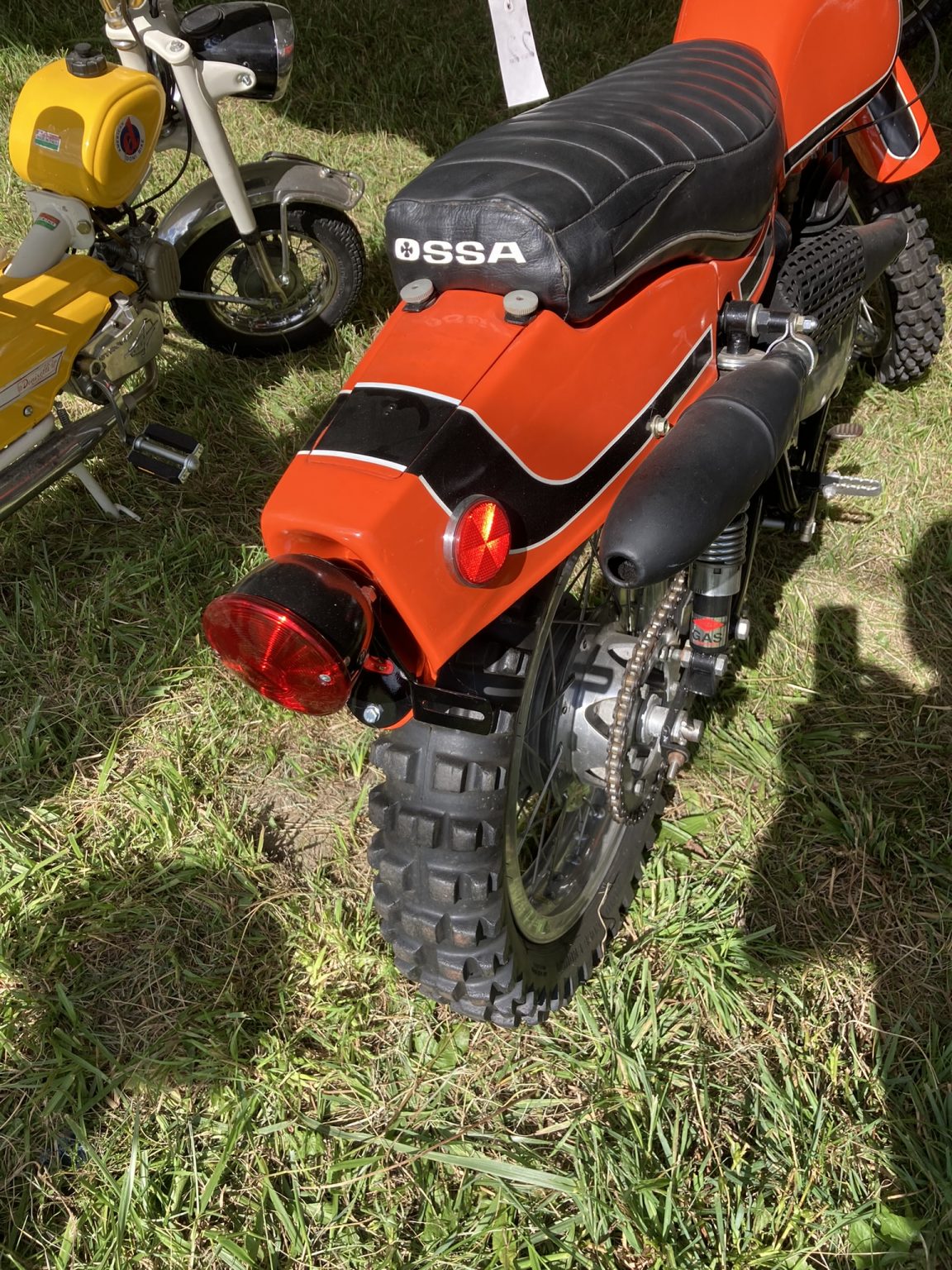 Auction of Vintage Trail Bikes Draws A Crowd Of Bidders https://jwood ...